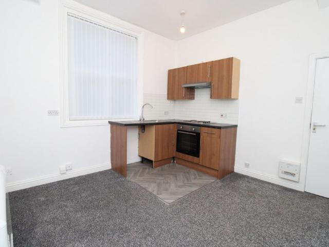 To Let 1 Bed Ground Floor Flat