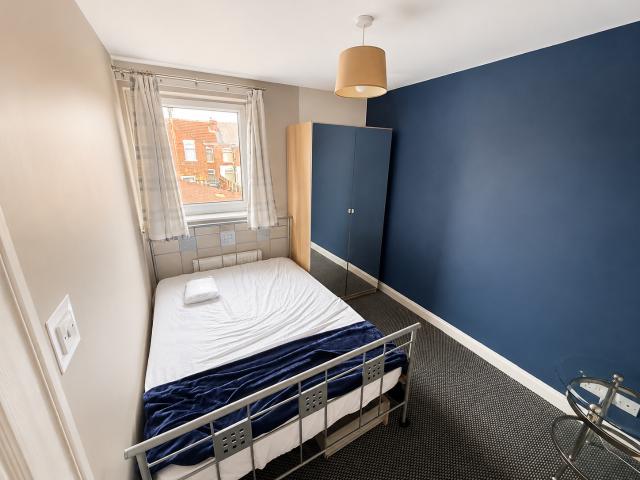 To Let 1 bedroom Double room, Room 3, Swan Street, Bentley, Doncaster £110 pw