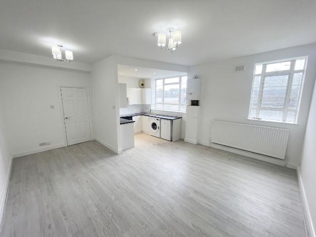 To Let 1 bedroom Flat, Camden Road, London, N7 £1,775 pcm