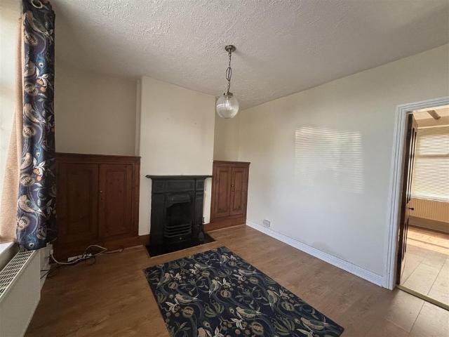 To Let 2 Bed Cottage terraced Smithy Road, Coedpoeth, Wrexham Per Month £800 pcm