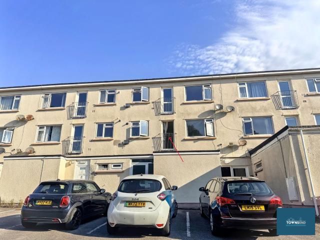 To Let 2 Bed Flat
