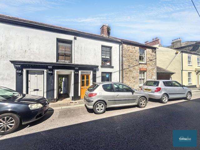 To Let 2 Bed House