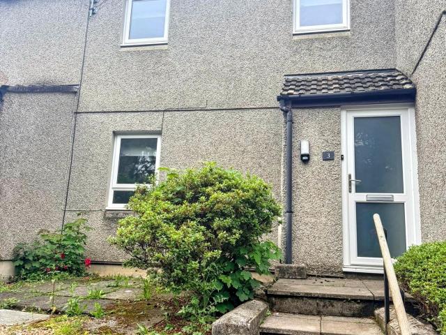 To Let 2 Bed House