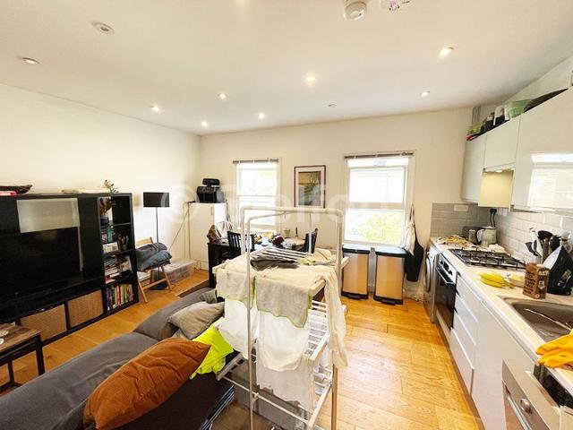 To Let 2 bedroom Flat, Mayton Street, London N7 £555 pw