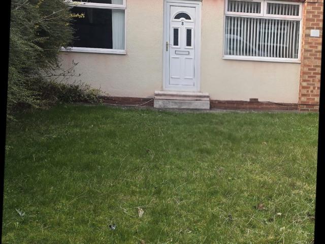 To Let: 2 Bedroom Ground Floor Flat, Samaria Gardens, Acklam, Middlesbrough. TS5 8DQ