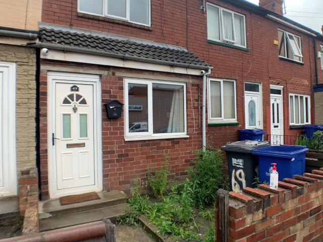 To Let 2 bedroom Terraced house, Hunt Lane, Bentley, DN5 £625 pcm