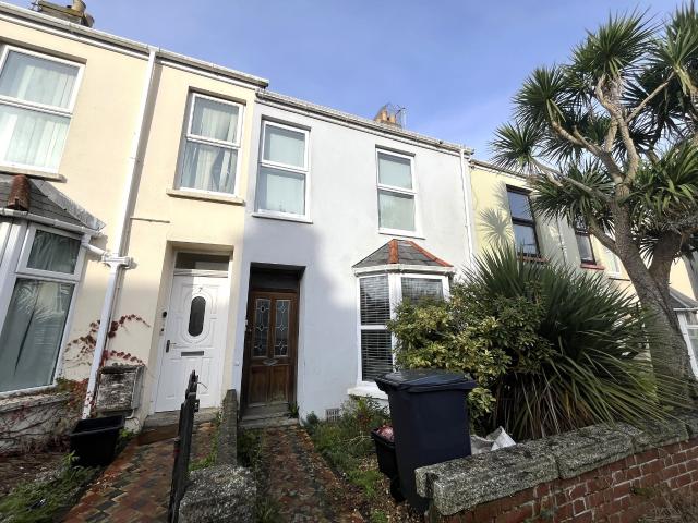 To Let 4 Bed House