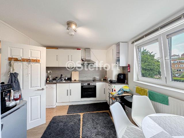 To Let 4 bedroom Maisonette, Girdlestone Walk, London, N19 £3,950 pcm