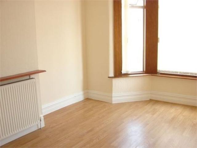 TO LET, 4 BEDROOM HOUSE
