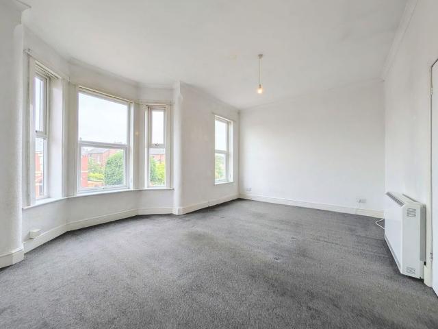 To Let – Cavendish Road, Birkdale – Two Bedroom First Floor Apt