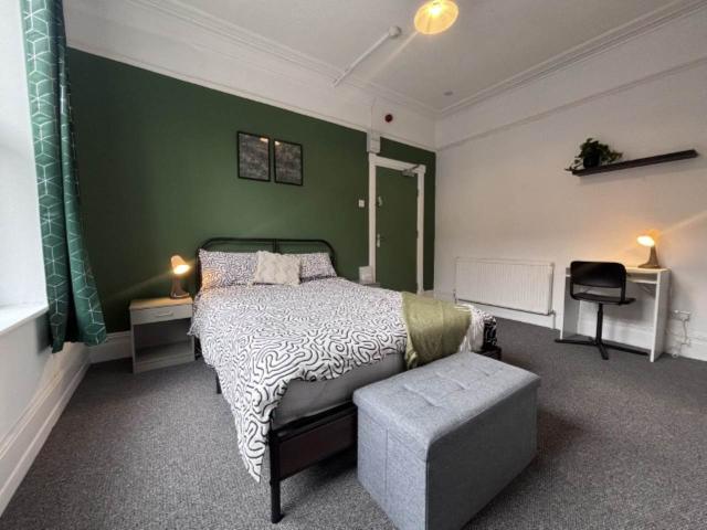 To Let Aberdeen Walk Room 5, Armley, Leeds Lets Live Leeds