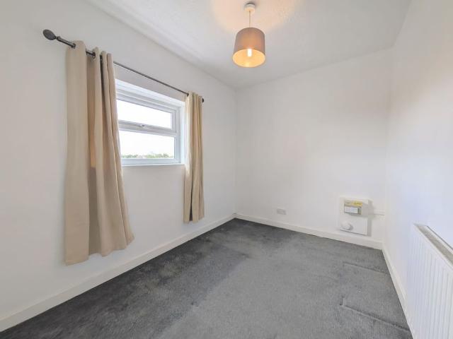 To Let – Forest Road, Southport, PR8 – One Bedroom Apt