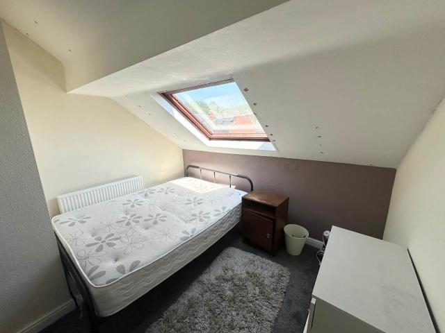 To Let Haddon Avenue Room 5, Burley, Leeds Lets Live Leeds
