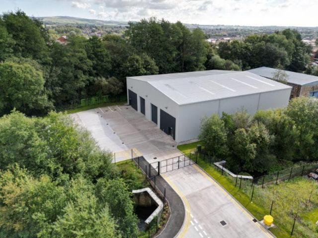 TO LET New Unit Unit B Hey. Property to rent £7,792 pcm £1,798 pw