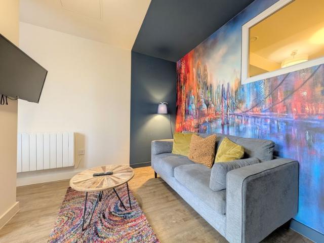 To Let – Renaissance House, Coronation Walk, Southport – Two Bedroom Fully Furnished Apt