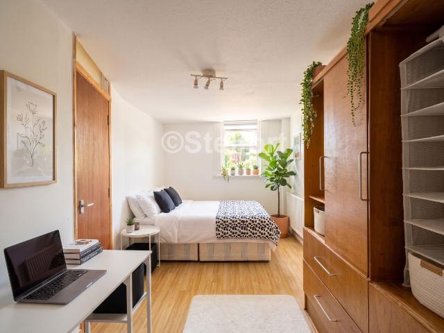 To Let West Green Road, London, N15 £1,150 pcm