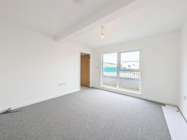 To Let – The Courtyard, Lord Street, Southport – Two Bedroom Third Floor Apt