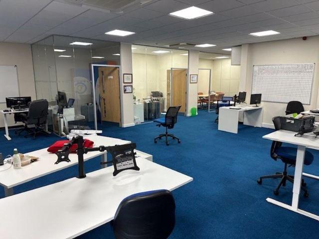 TO LET Unit 15c Chichester Business. Property to rent £1,333 pcm £308 pw