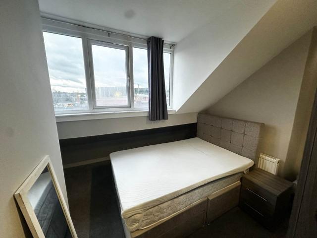 To Let Vermont Street Room 3, Bramley, Leeds Lets Live Leeds