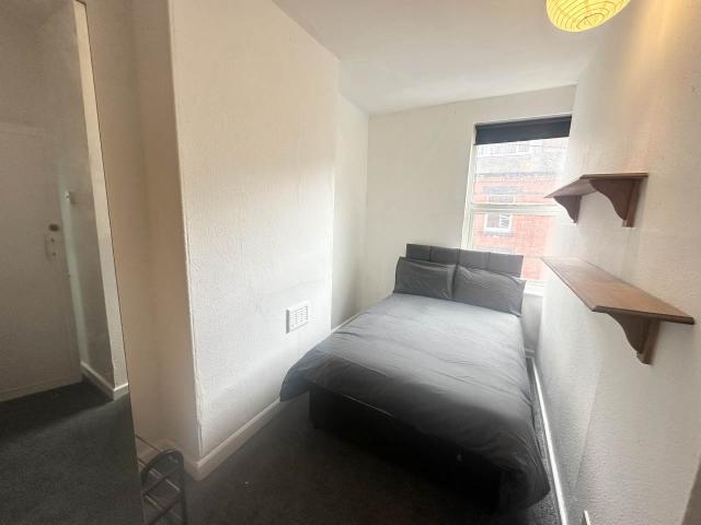 To Let Vicarage Street Room 1, Kirkstall, Leeds Lets Live Leeds
