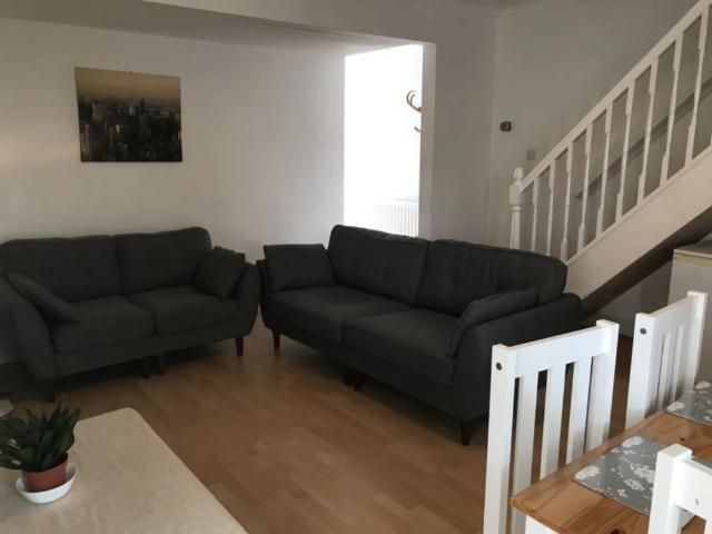 To Rent Muscliffe Road, Winton, Bournemouth, BH9 £2,100 pcm Tenancy Info