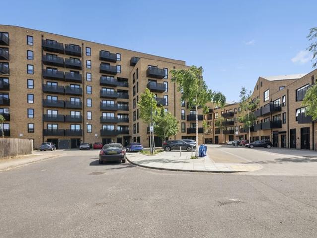 To Rent Middle Road, Hanwell, London, W7