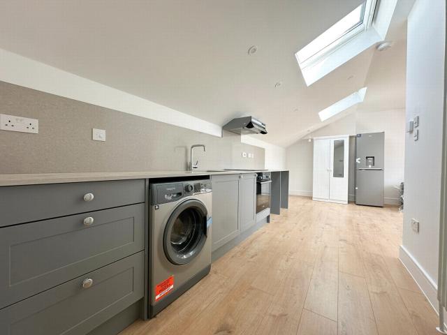 To Rent Millers Terrace, London, E8 Must be seen £2,000 pcm Tenancy Info
