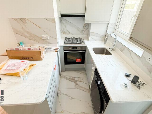 To Rent Park Avenue, London, N13 Must be seen £1,300 pcm Tenancy Info