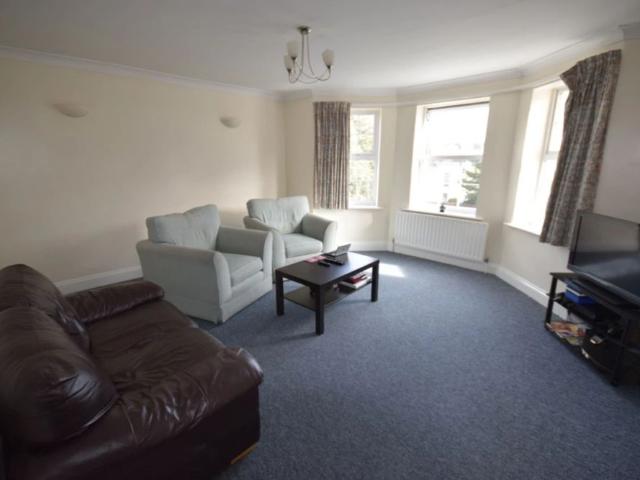 To Rent Queens Road, Westbourne, Bournemouth, BH2 £1,290 pcm Tenancy Info