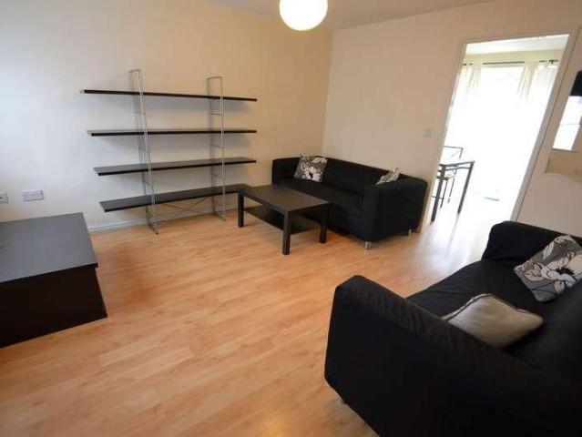 Tomlinson Street, Hulme, Manchester, M15