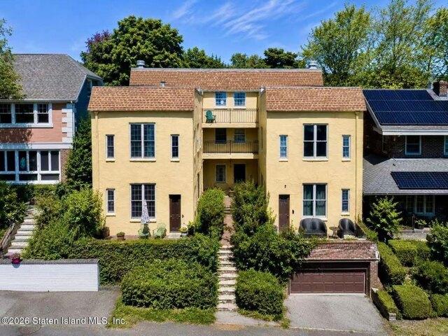 Tompkins Cir, Staten Island, Home For Sale