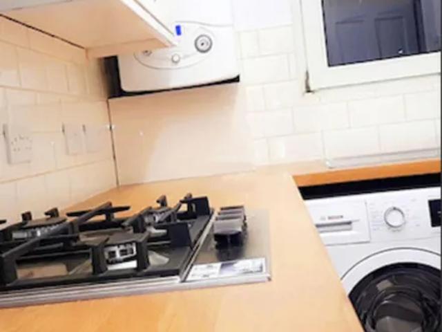 Tompion Community Hall, Percival Street, London, EC1V 0EB, United Kingdom | Room for rent #155901849 | Rentberry
