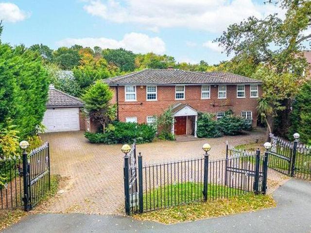 Tomswood Road, Chigwell, 5 Bedroom Property