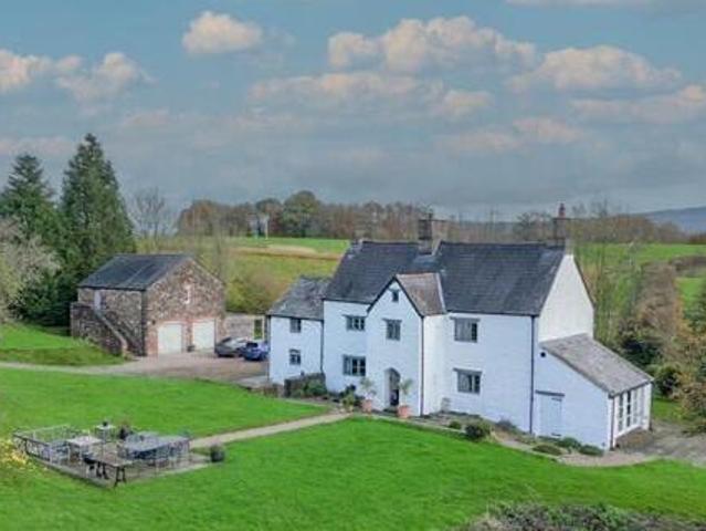 Ton Road, Llangybi, 3 Bedroom Detached