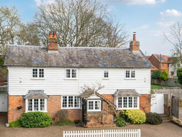 Tonbridge Road, Hildenborough, 4 Bedroom Detached