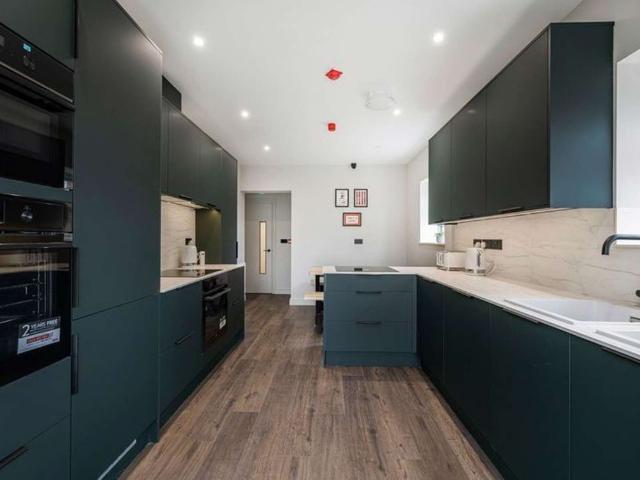 Tonbridge Road Room 1