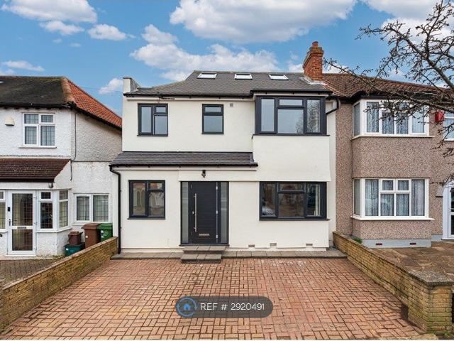 Tonfield Road, Sutton SM3, Room to rent, £1,150 pcm | PrimeLocation
