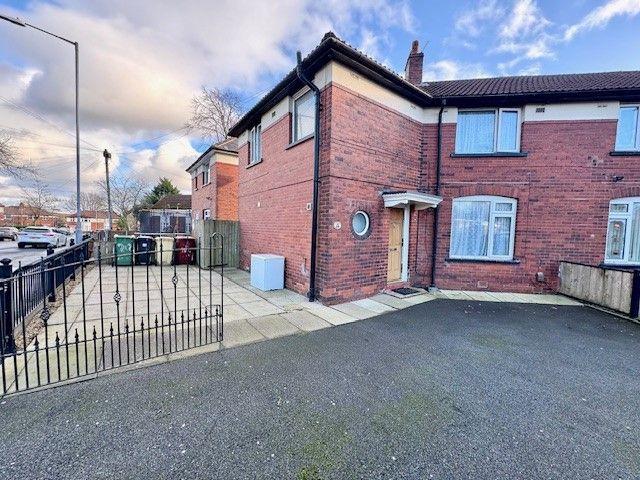 Tong Head Avenue, Bolton BL1, 3 bed semi detached house to rent, £1,100 pcm | PrimeLocation