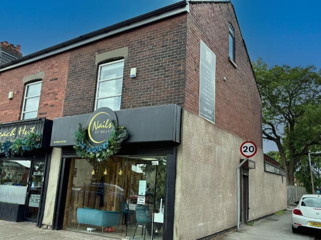 Tonge Moor Road, Bolton, Lancashire BL2, 1 bed flat to rent, £695 pcm | PrimeLocation