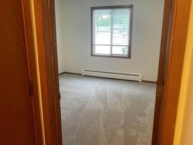 Tonka Manor 2 Bedroom Apartment for Rent at 421 Division St, Excelsior, MN 55331