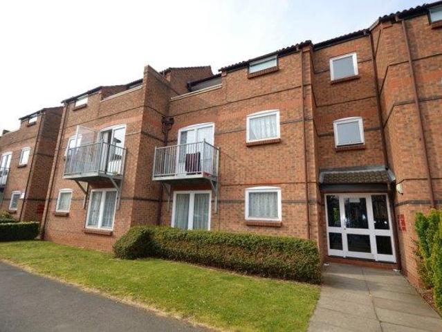 Tonnelier Road 2 bed house share to rent £1,040 pcm £240 pw