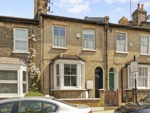 Tonsley Road, Wandsworth, 3 Bedroom House
