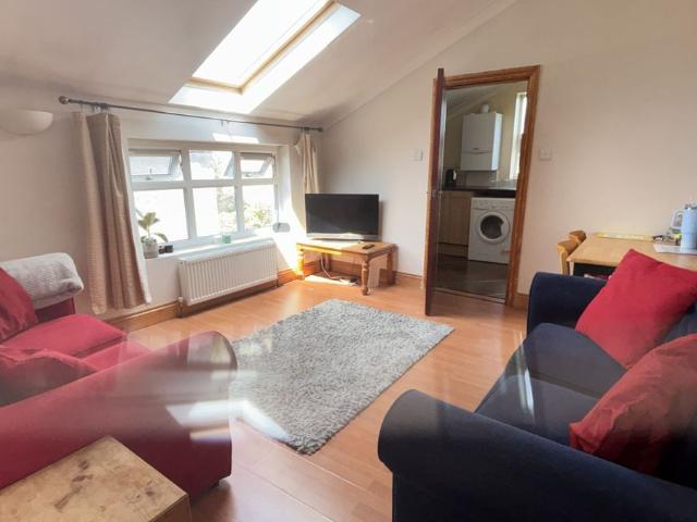Tooting Bec Road, London SW17, London, 2 bed flat to rent, £2,250 pcm | PrimeLocation
