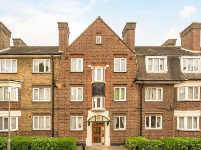 Tooting Grove, SW17, London