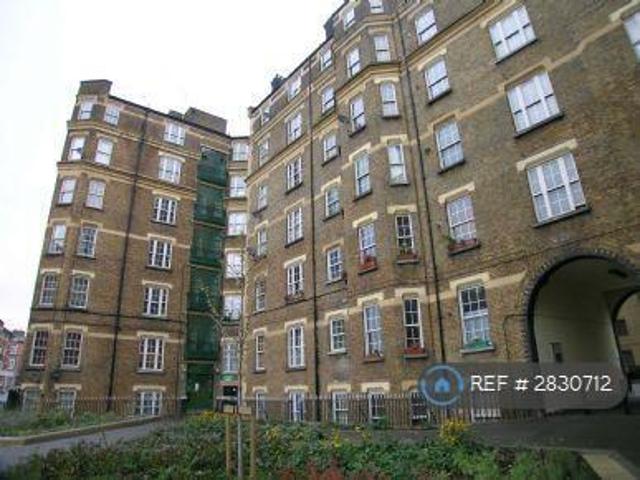 Tooley Street, London, SE1 3 bed flat to rent £2,600 pcm £600 pw