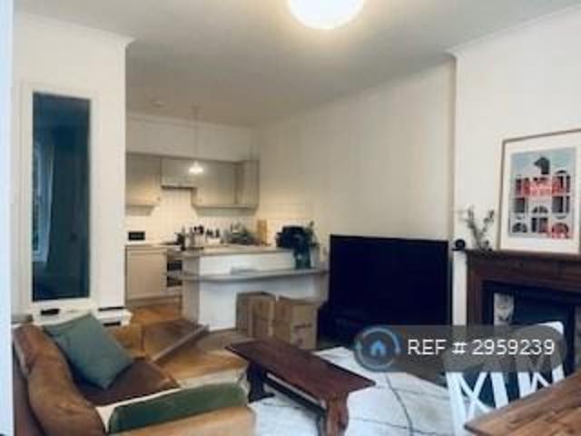 Tooley Street, London, SE1 1 bed flat to rent £2,100 pcm £485 pw