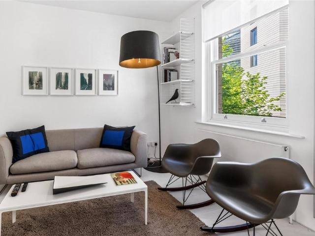 Tooley Street, London, SE1 2 bed apartment to rent £5,200 pcm £1,200 pw