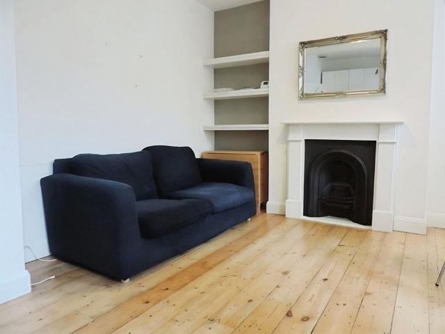 Tooley Street, London, SE1 2UD