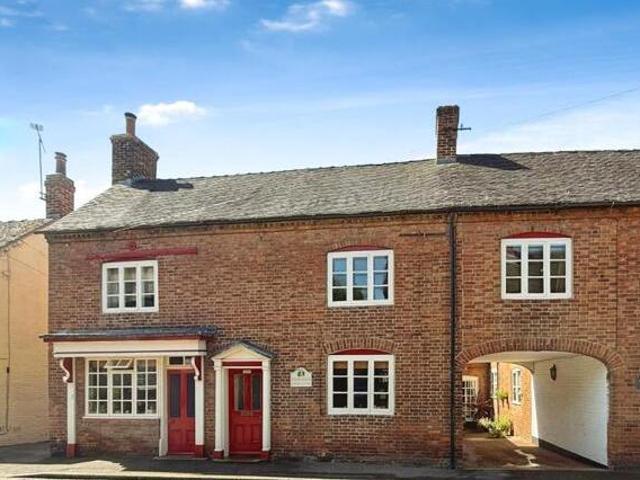 Toad Hall, Bagot Street, 4 Bedroom Cottage