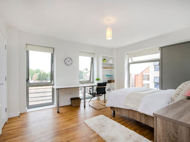 Toby Lane, London E1, Room to rent, £1,408 pcm | PrimeLocation